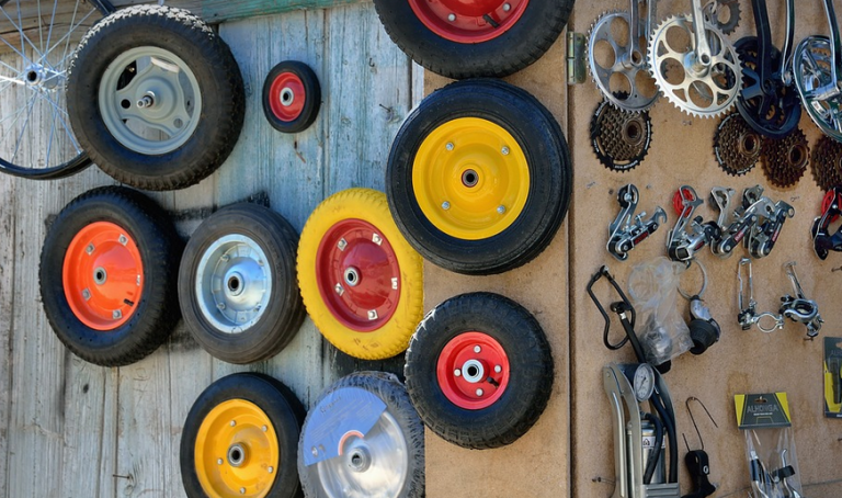 The Busy Heart Of The Mail: A Look At The Fox Valley Usps Distribution Center – SS Express Inc